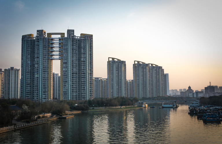 Luxury vs Mid-Income Housing | Real Estate Demand Insights – NBR Group